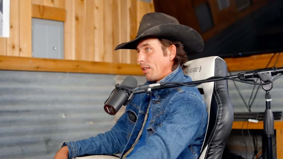 WATCH: JB Mauney Explains Ky Hamilton and Stetson Wright's Different ...